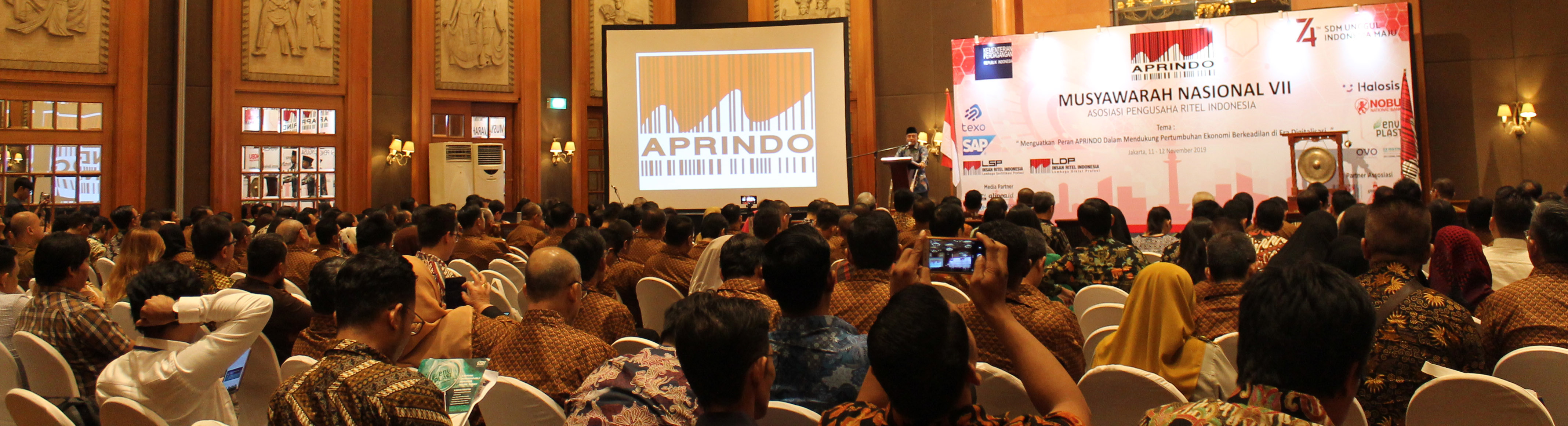 National Conference of the Indonesian Retail Business Association ...